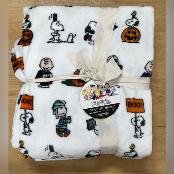 Peanuts | Bedding | Peanuts Halloween Snoopy Ghost Costumes Boo Full ...